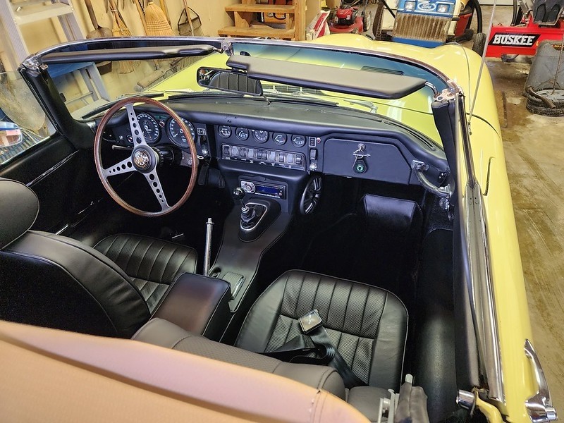 Jaguar E Type Convertible Interior